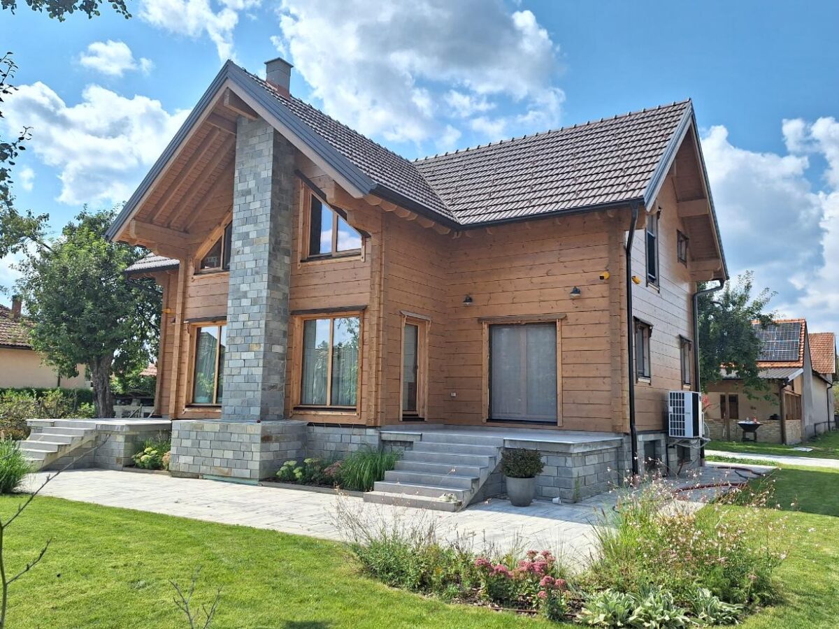 Galerija nova - Drvene kuće